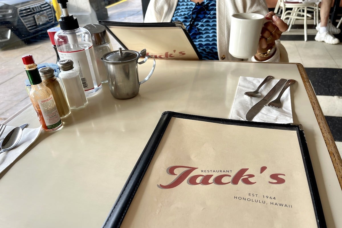 Old-School Diners We Love: Jack’s Restaurant in ‘Āina Haina