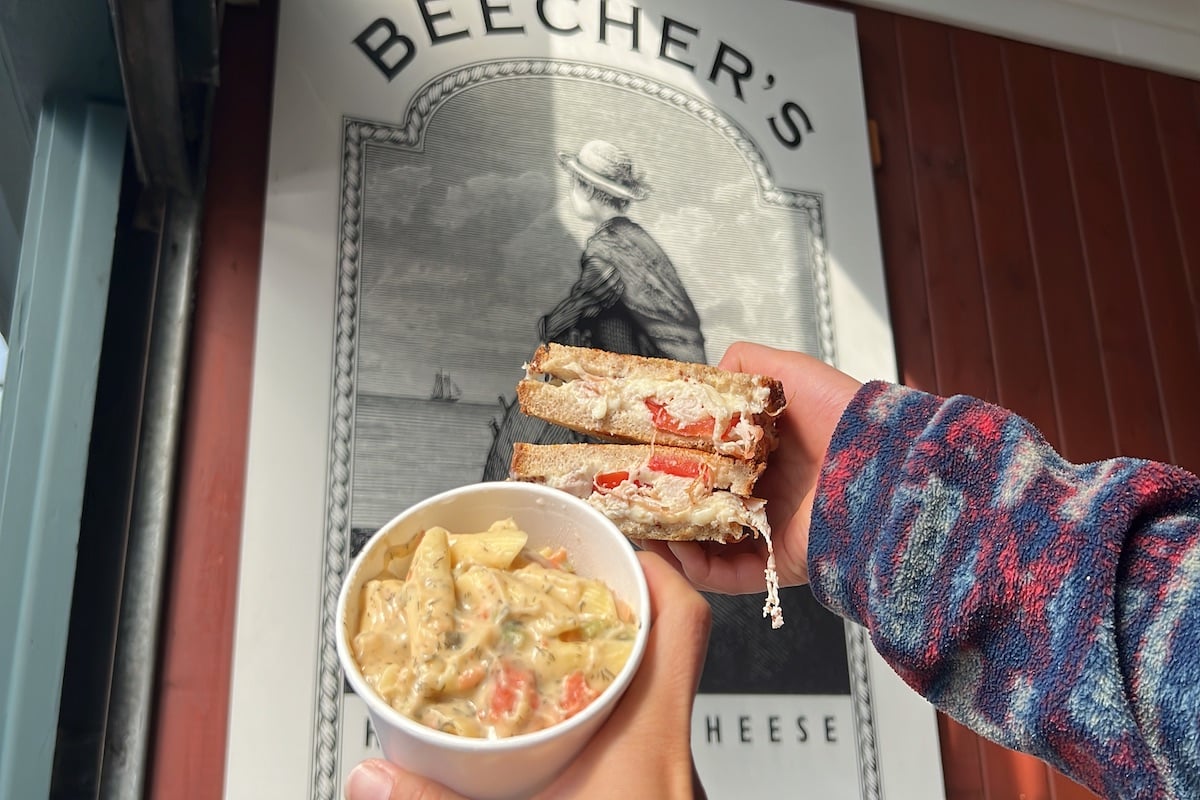 Frolic Travels: My 9 Favorite Restaurants in Seattle