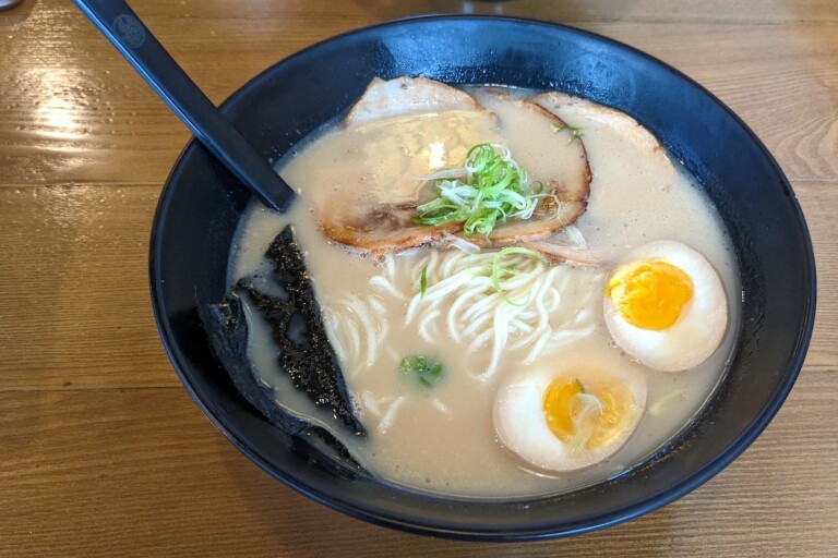 New Umi Ramen Brings Japanese-Style Bowls to Waipahu
