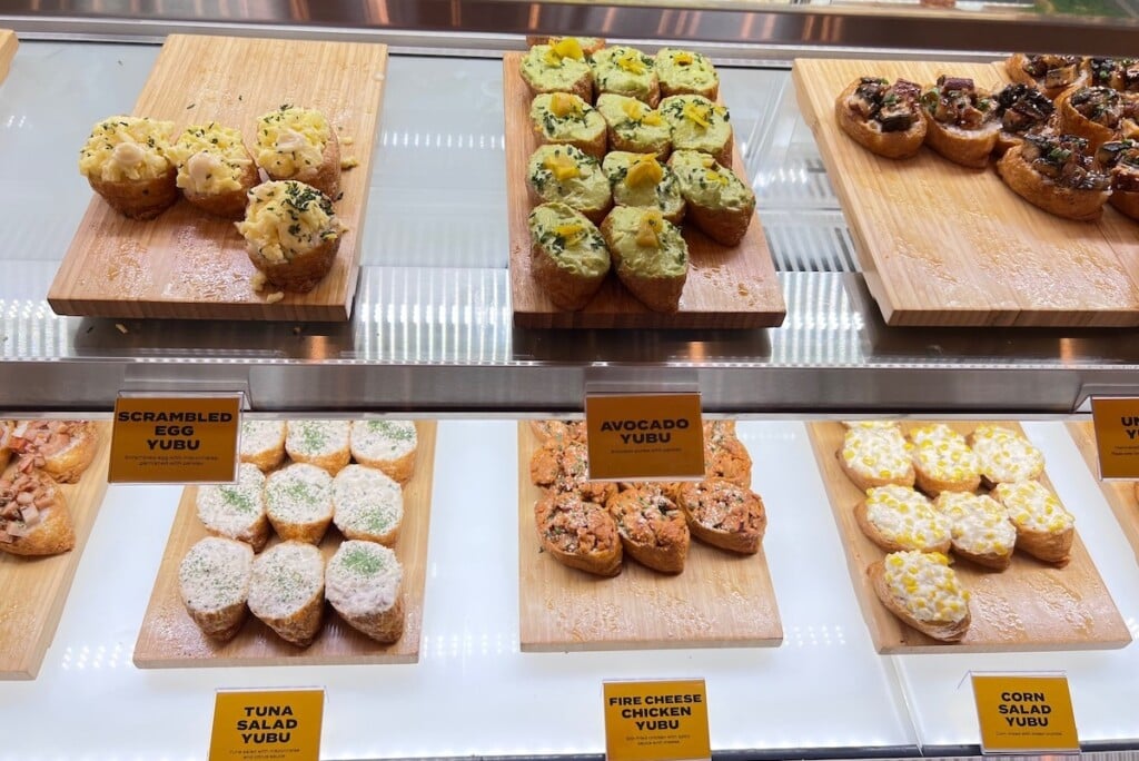 Debu Brings Giant Kimbap Rolls and Inari Bombs to Ke‘eaumoku