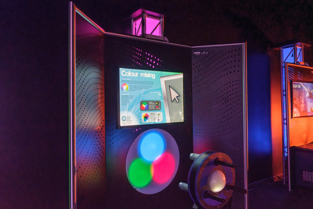 We Tried It: “Playing With Light” at Bishop Museum