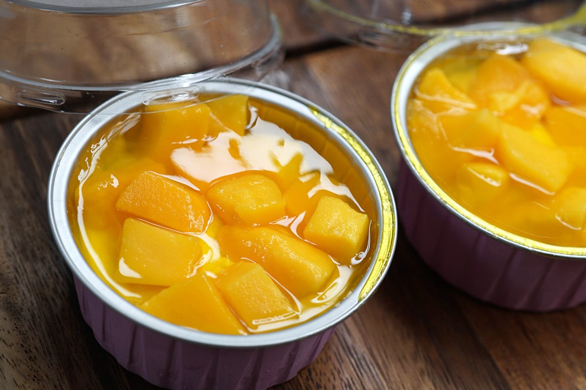 Mō‘ili‘ili’s New Ali‘i Fish Market Levels Up the Poke Bowl Game