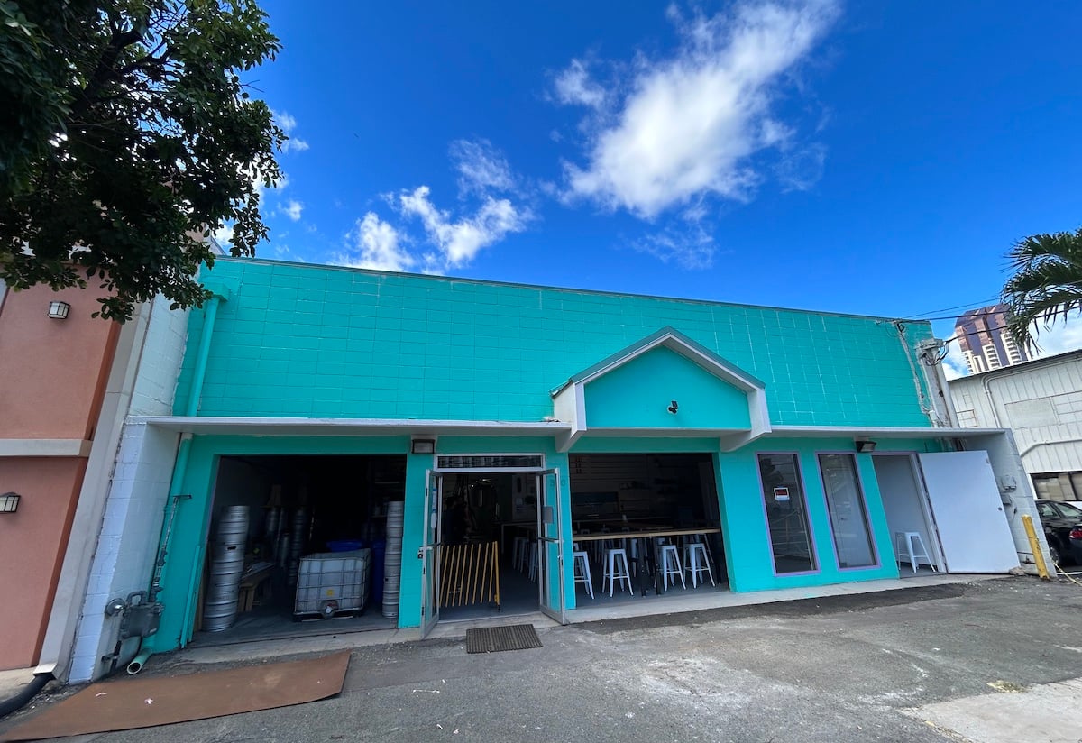Howzit, Honolulu’s Newest Brewery, Opens in Kaka‘ako