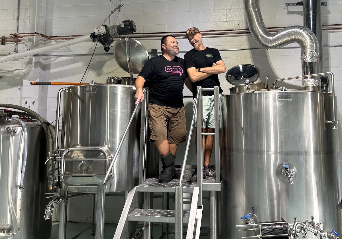 Howzit, Honolulu’s Newest Brewery, Opens in Kaka‘ako