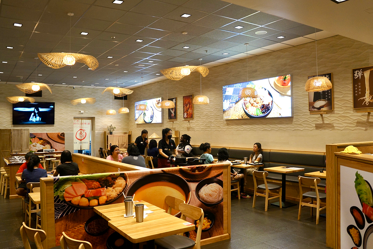 Ten Seconds Yunnan Rice Noodle Is a Different Kind of Hot Pot