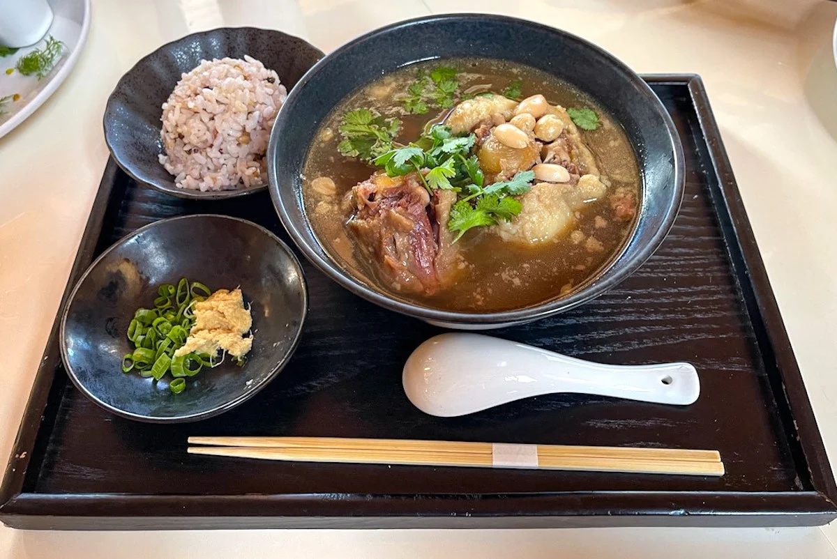 Check Out 9 New & Coming Eateries on One Block at Ward Village