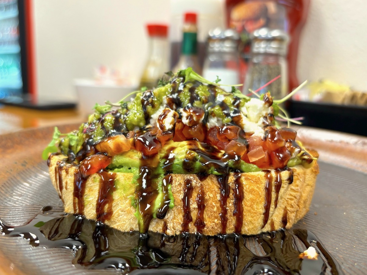 Oli’s Kitchen Brings All-Day Breakfast to University Avenue