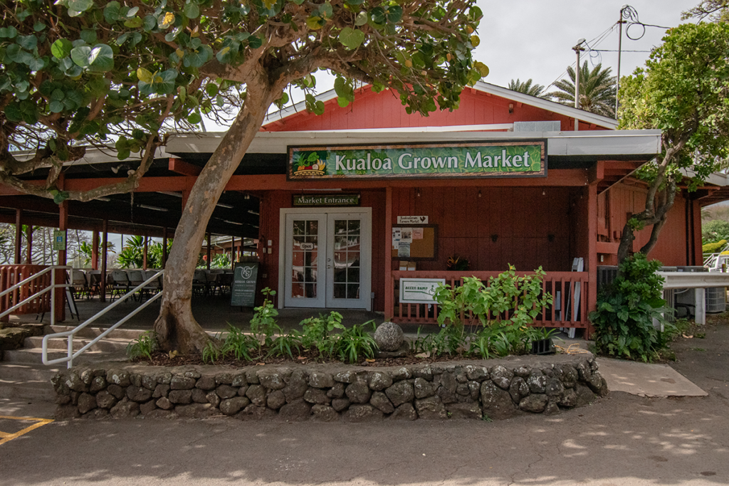 Local Oysters, Beef, Pork: Why Shop at KualoaGrown Market