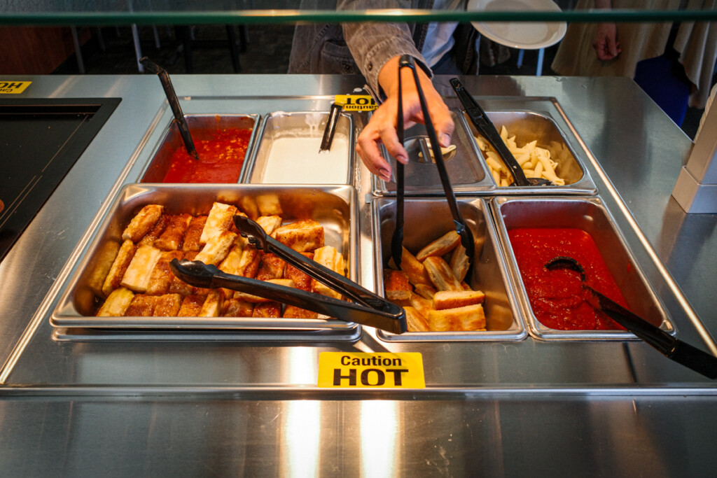 Pizza Hut in Liliha Just Brought Back Its AYCE Lunch Buffet