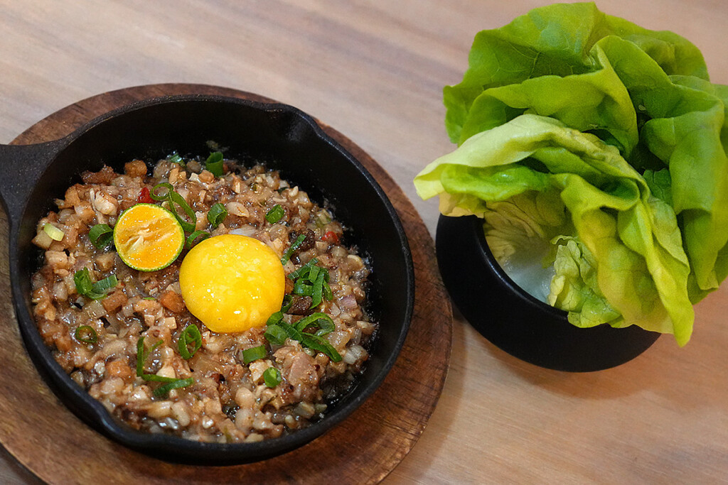 In Kahului, Balai Pata Is a Celebration of Filipino Fare