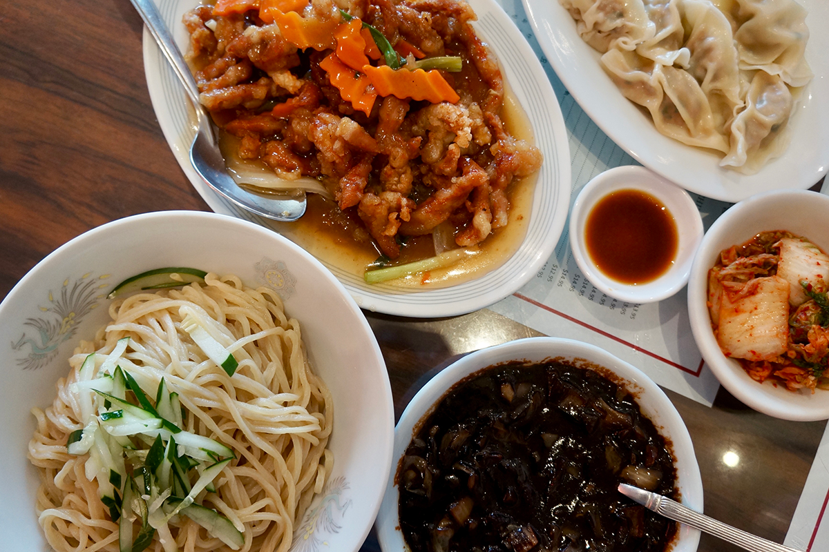 Dining In With Frolic - Honolulu Magazine