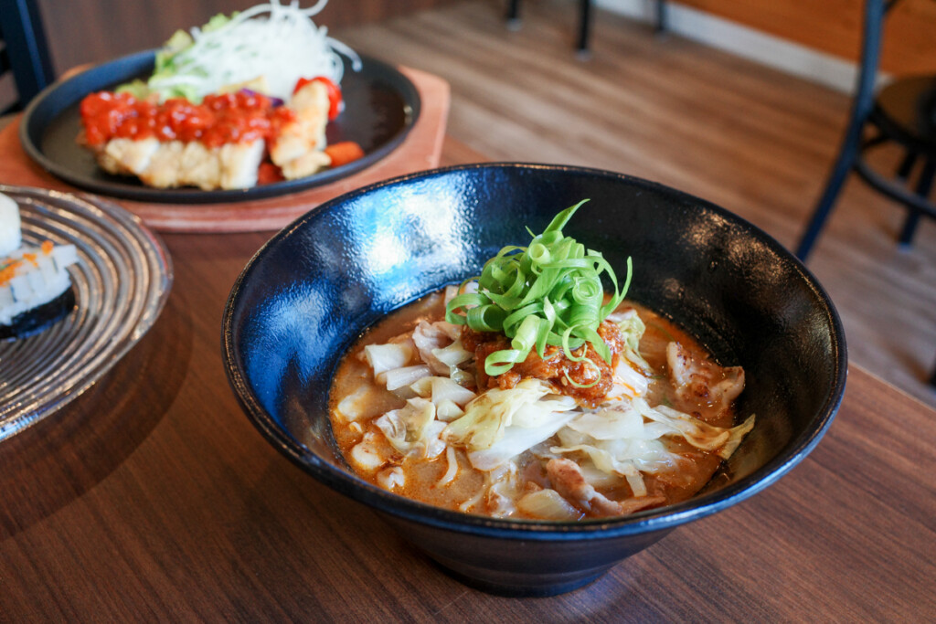 Minatoku Kitchen Brings Japanese Comfort Cooking to Mō‘ili‘ili