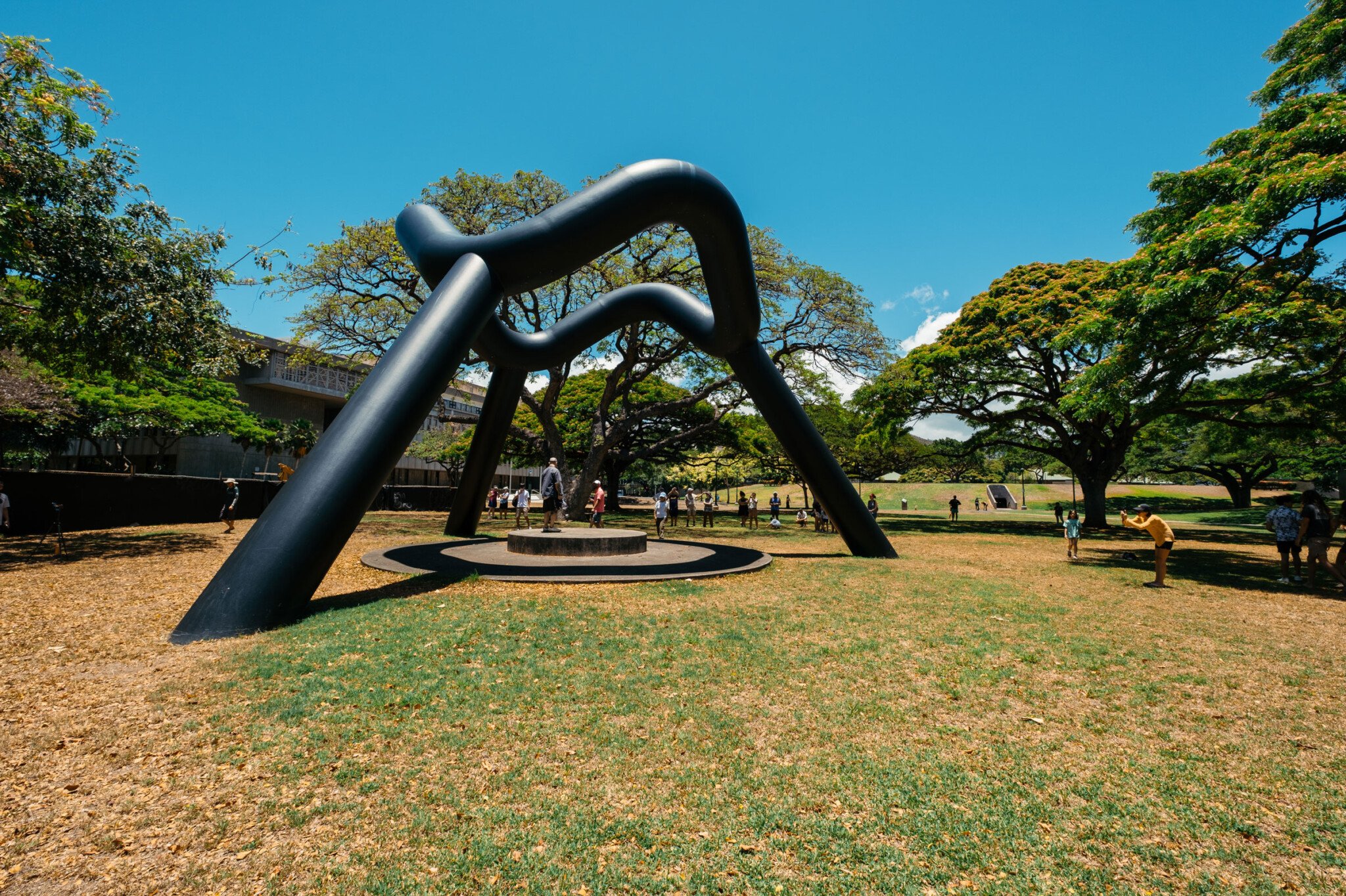 Photo Gallery: Lāhainā Noon Over Sky Gate in Downtown Honolulu