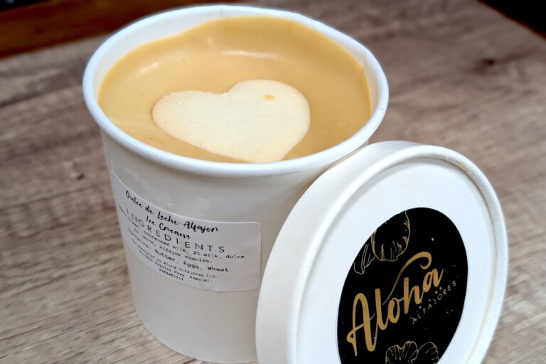 Obleas and Fresas con Crema Join the Dulce de Leche Cookies at Aloha ...