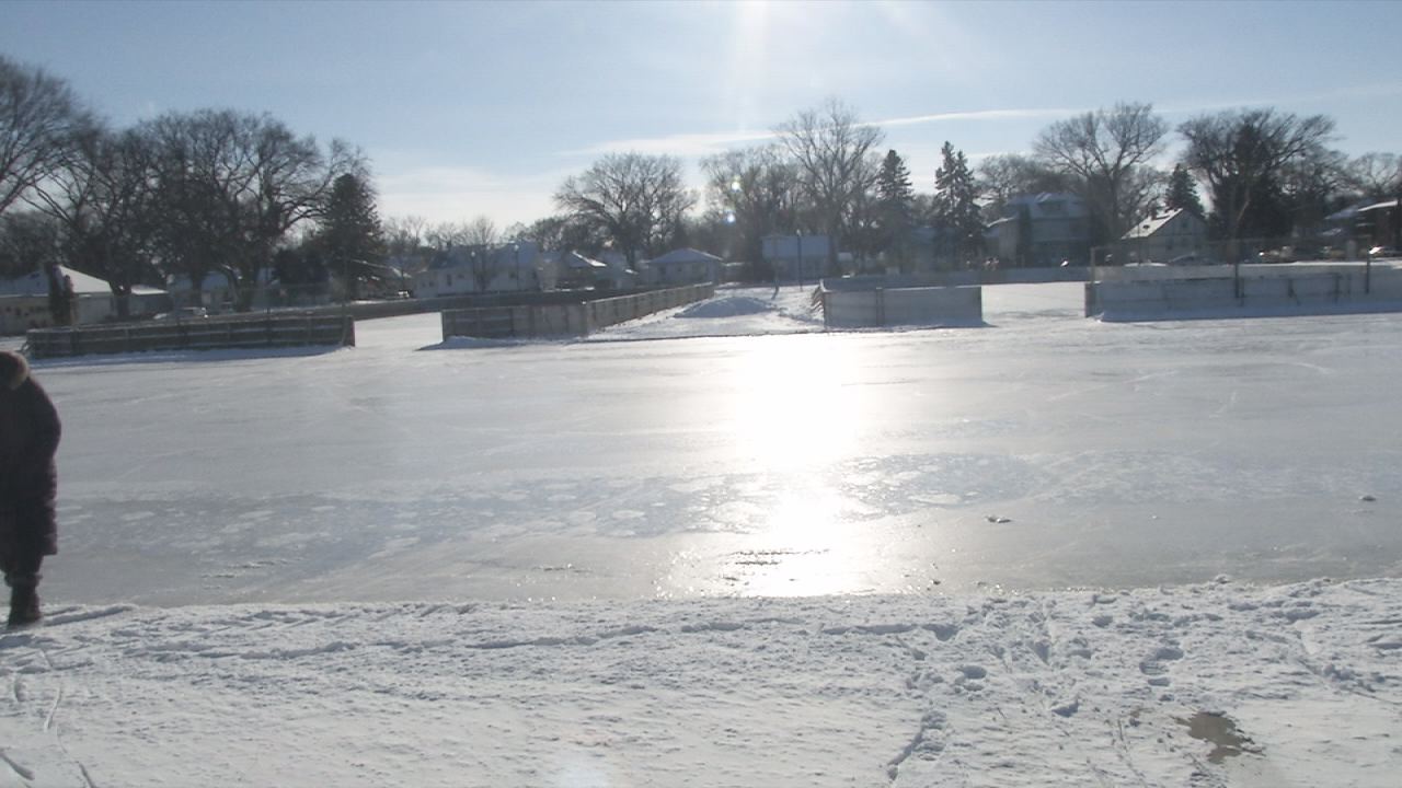 Outdoor Skating Rinks Open - KVRR Local News