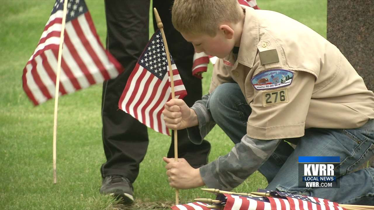 Local Boy Scout Troops Put Up Flags for Veterans - KVRR Local News