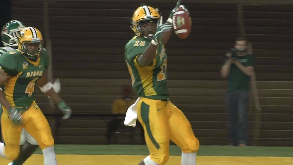Fargo Native Ty Brooks Shines in Bison Football Opener - KVRR Local News