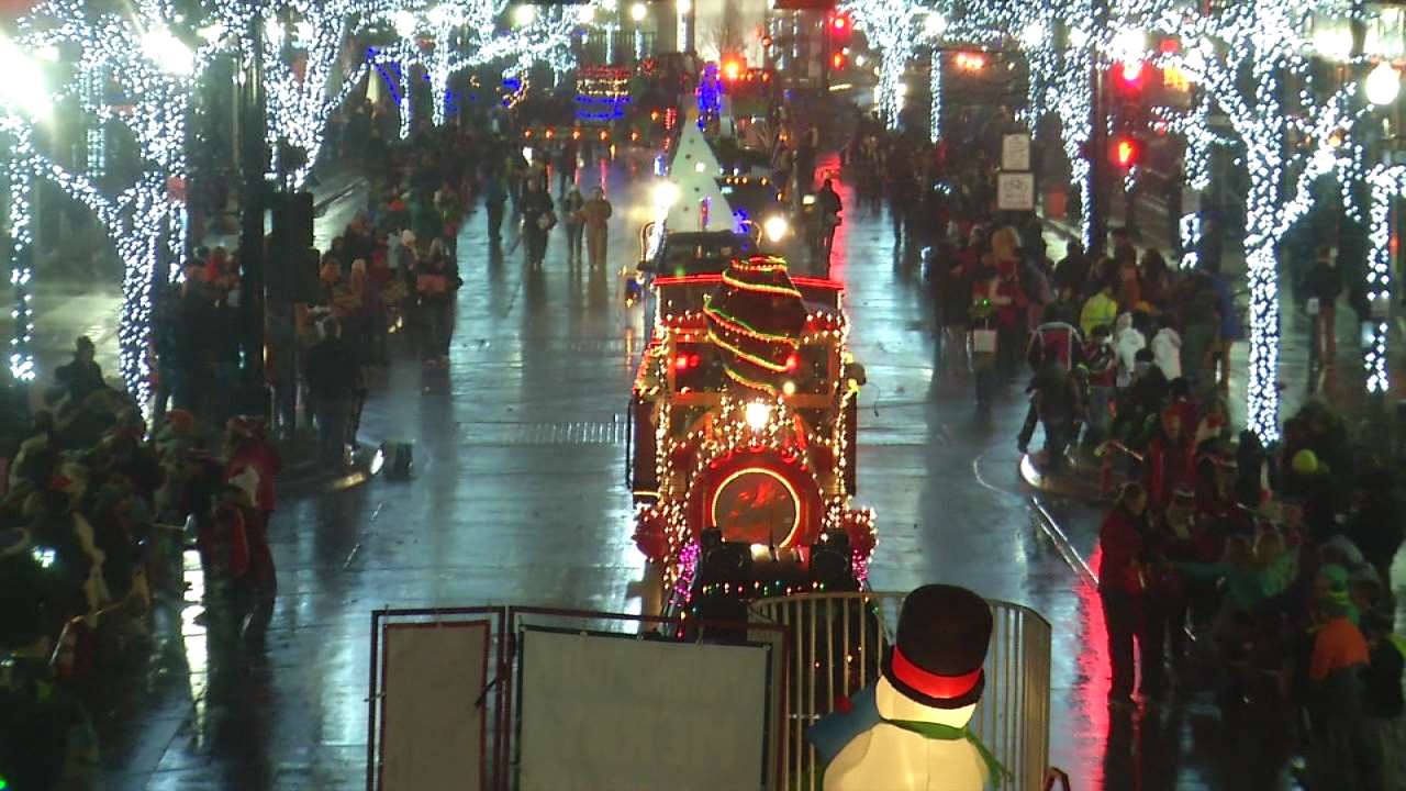 Fargo-Moorhead Planning Annual Tree Lightings - KVRR Local News