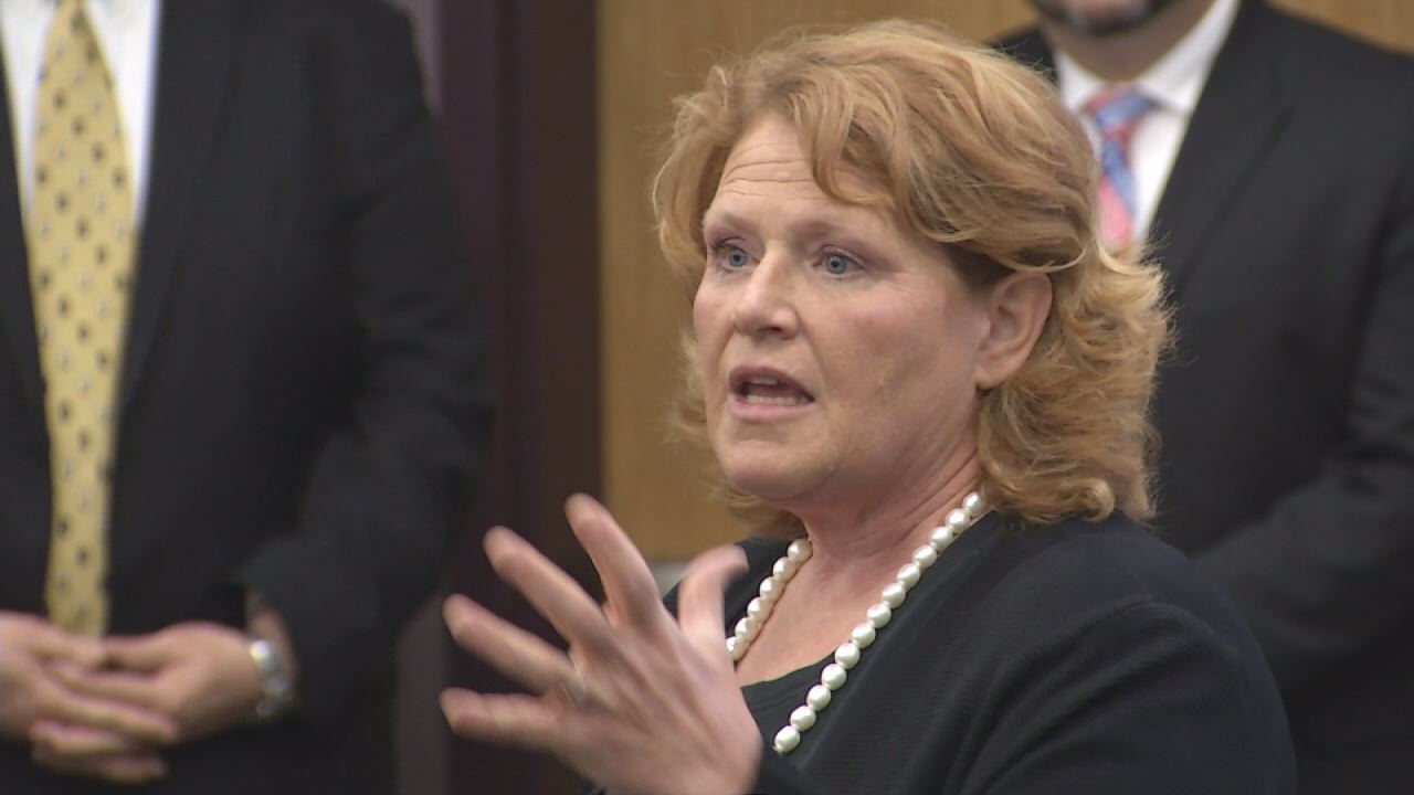 ND Senator Heitkamp 1st Democrat to Support Pompeo For Secretary of ...