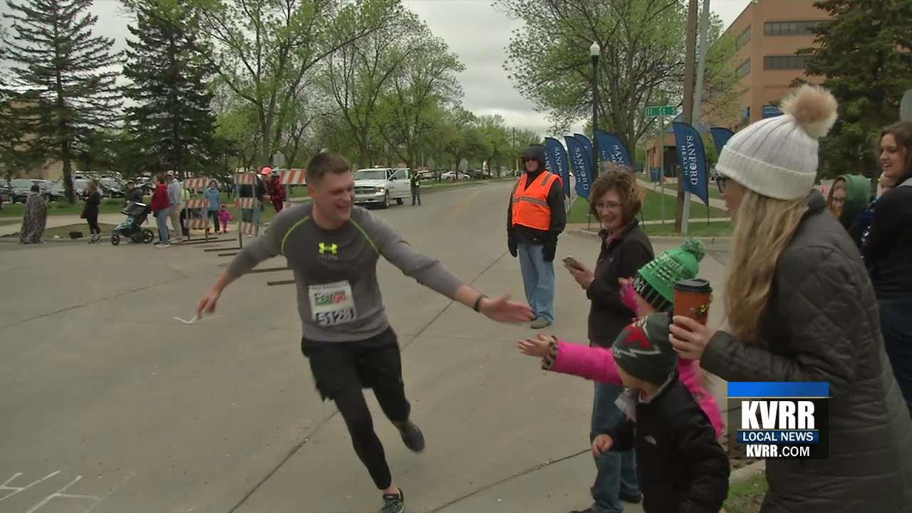 Runners Endure a Windy Saturday Morning during Fargo Marathon