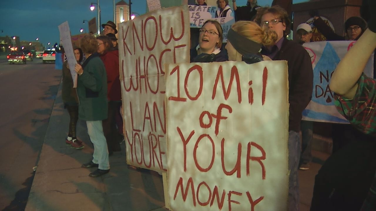 DAPL Protest Held on Veteran's Memorial Bridge - KVRR Local News