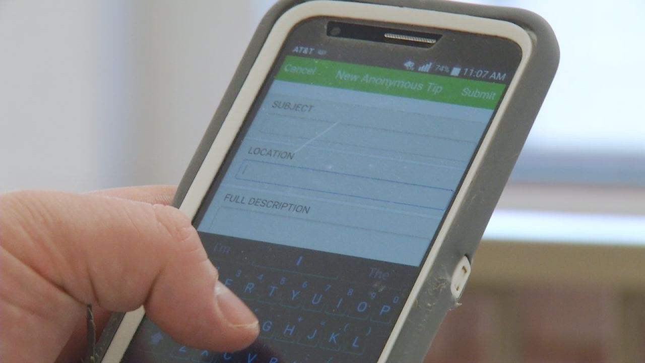 Grand Forks County Sheriff's Office Releases Anonymous Tip App - KVRR ...