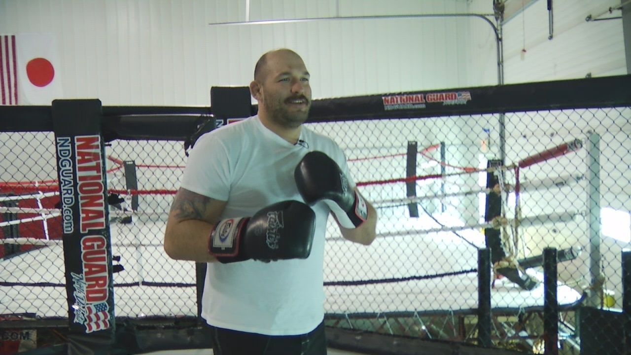 Tim Johnson Prepares For His UFC Debut - KVRR Local News