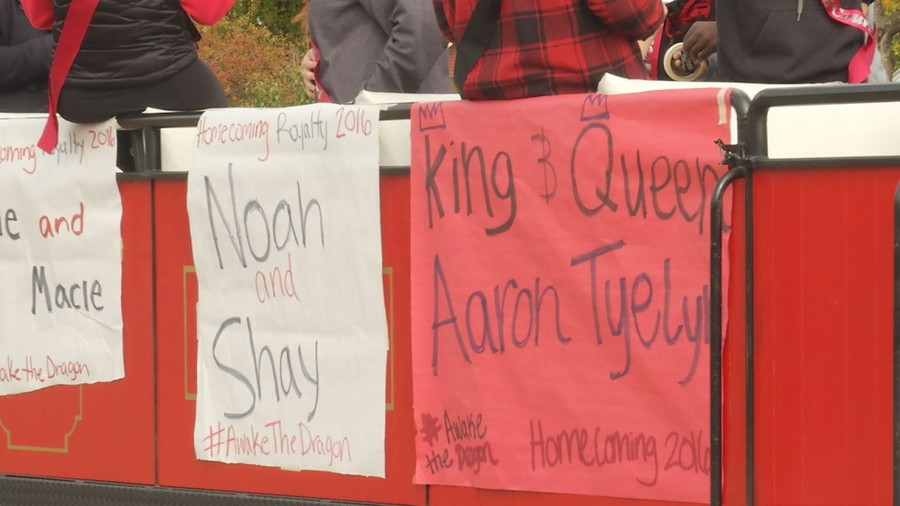 MSUM Wraps Up Homecoming Week With a Parade - KVRR Local News