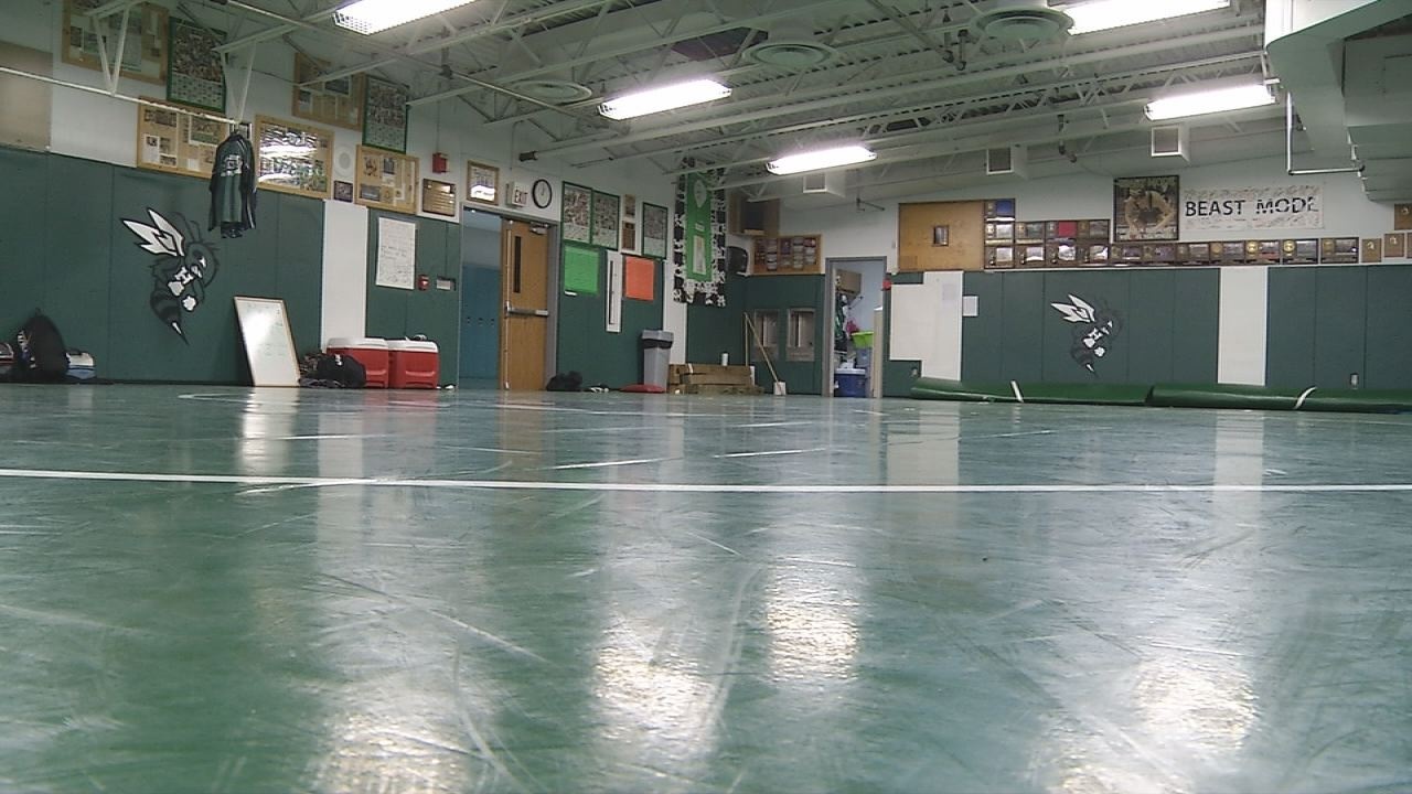 Frazee High School in Need of a Commons Area - KVRR Local News