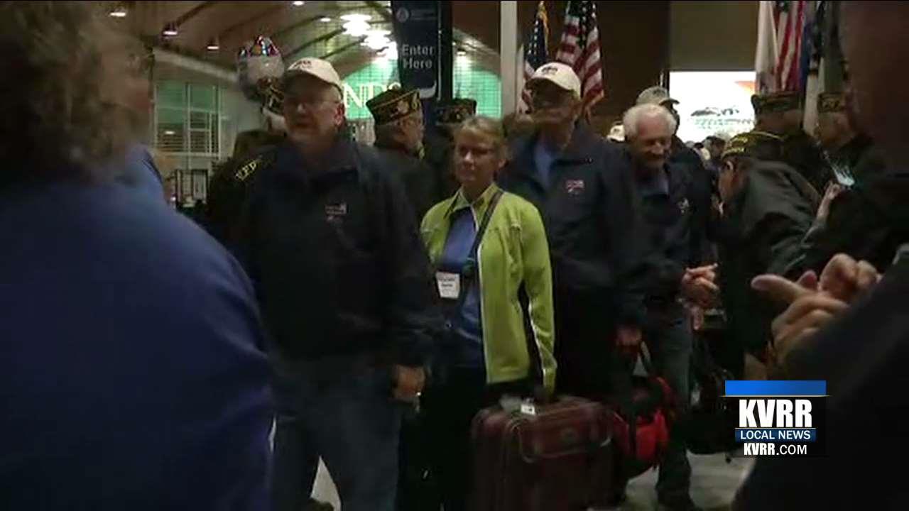 Veterans Get Heroes Welcome From Honor Flight - KVRR Local News