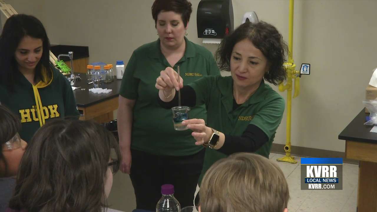 Sixth Graders Learn Science Experiments with NDSU Researchers