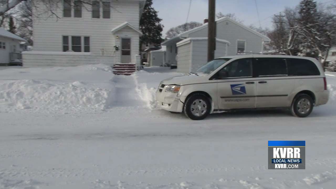 Postal Workers and First Responders Brave the Cold While Working ...