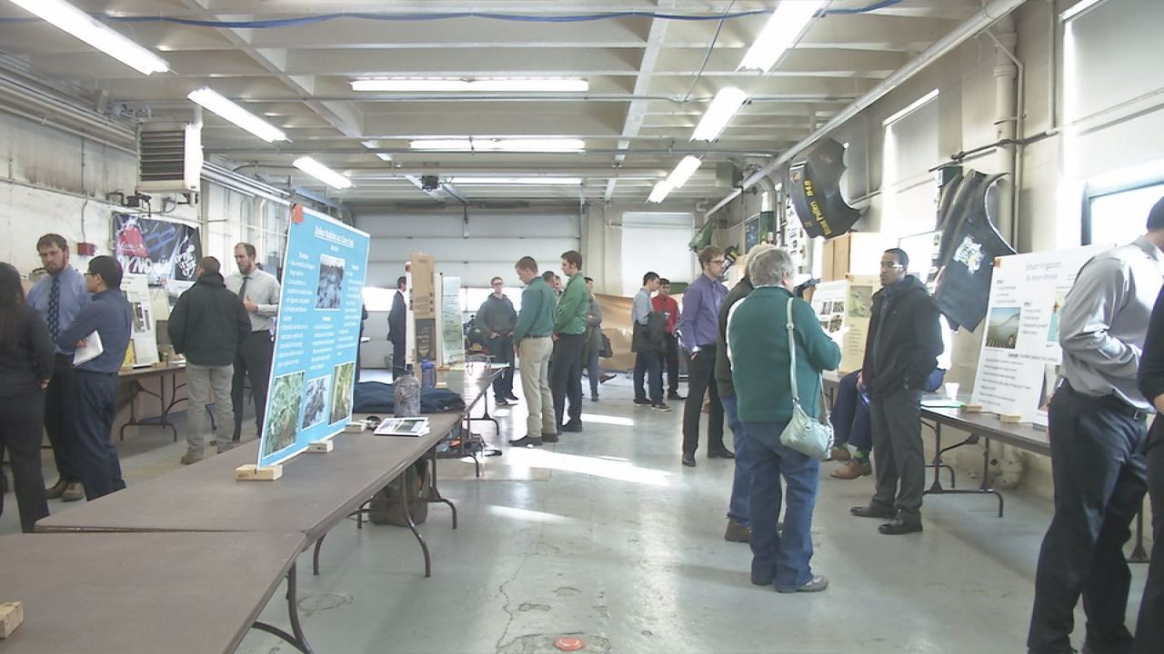 NDSU Students Present Projects on Agricultural and Biosystems Engineering