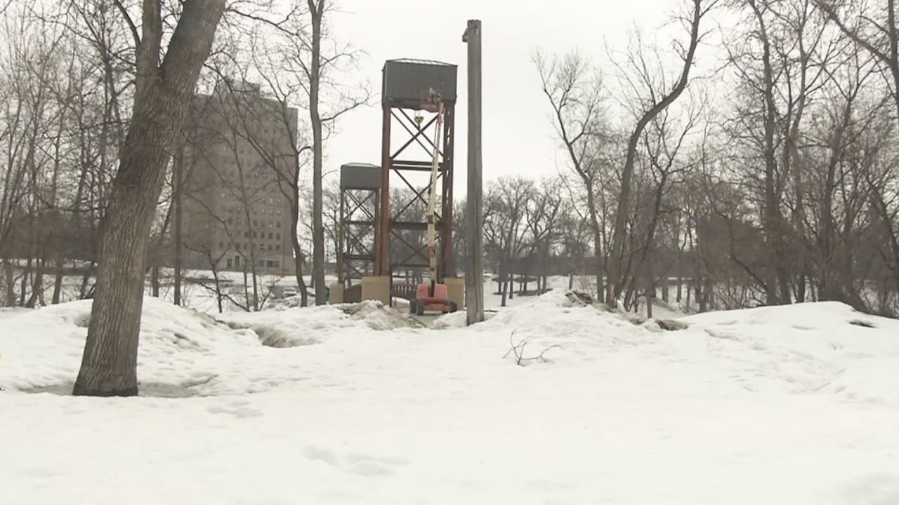 F-M Prepares to Raise Pedestrian Bridge Over Red River - KVRR Local News