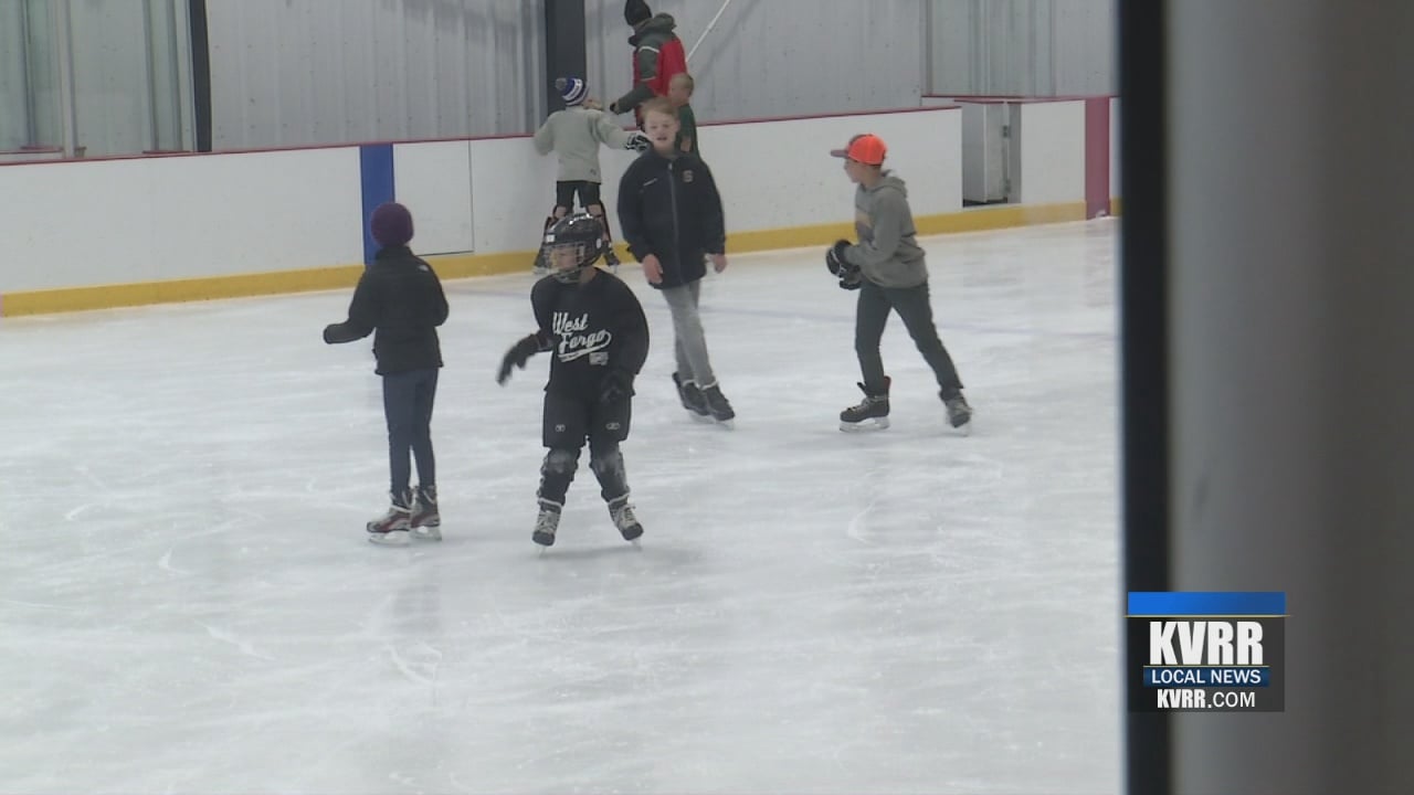 West Fargo Sports Arena Holds Open Skate - KVRR Local News