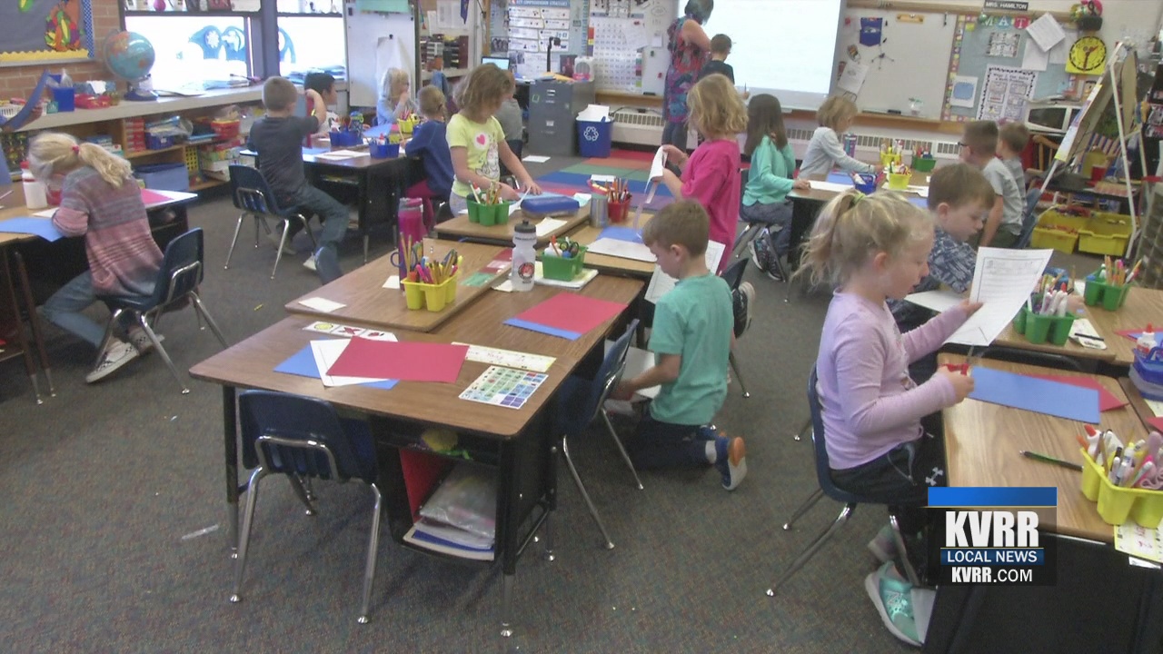 Longfellow Elementary Students Honor Veterans with Handmade Cards ...