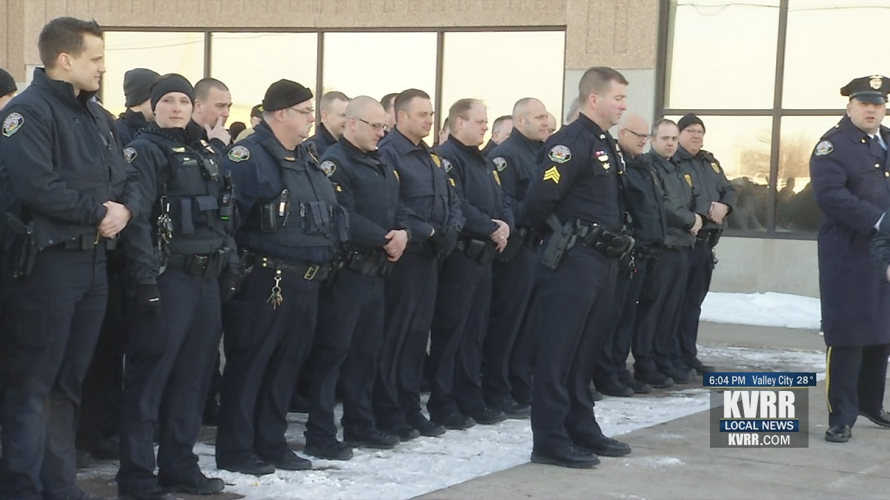 Fargo Police honors Officer Jason Moszer with flag-lowering ceremony ...