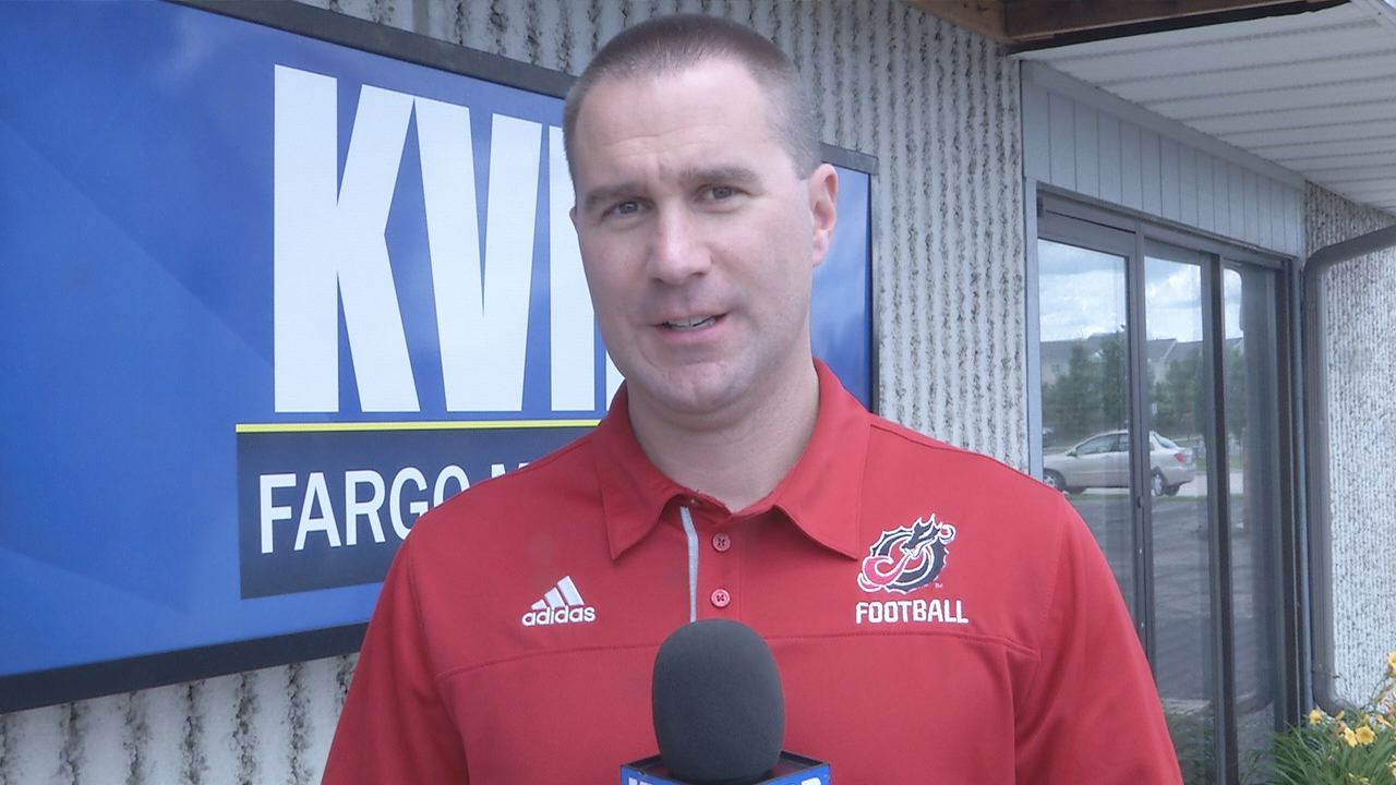 Coach of the Week: MSUM Football's Steve Laqua - KVRR Local News