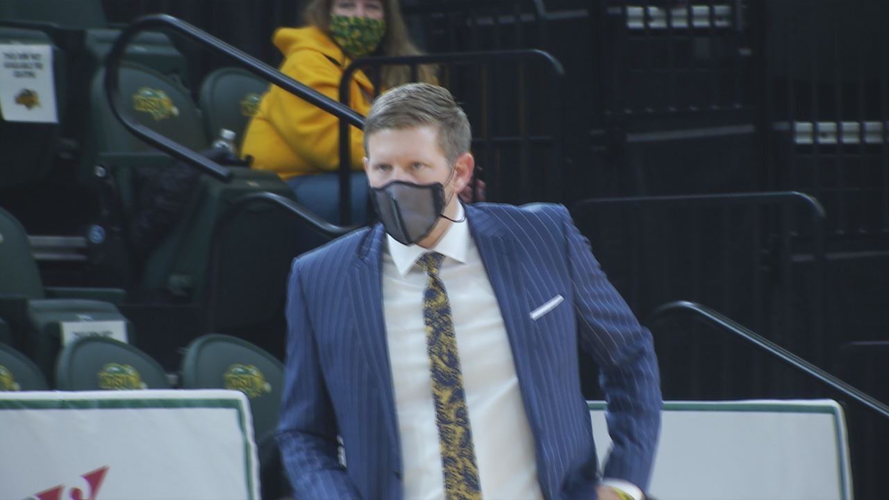 NDSU Men's Basketball Improves to 3-0 in Summit League - KVRR Local News