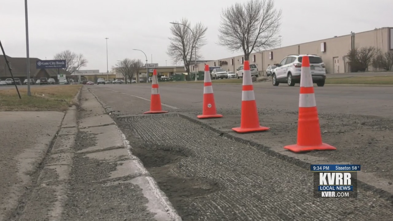 City of Fargo Encourages Pothole Reporting - KVRR Local News