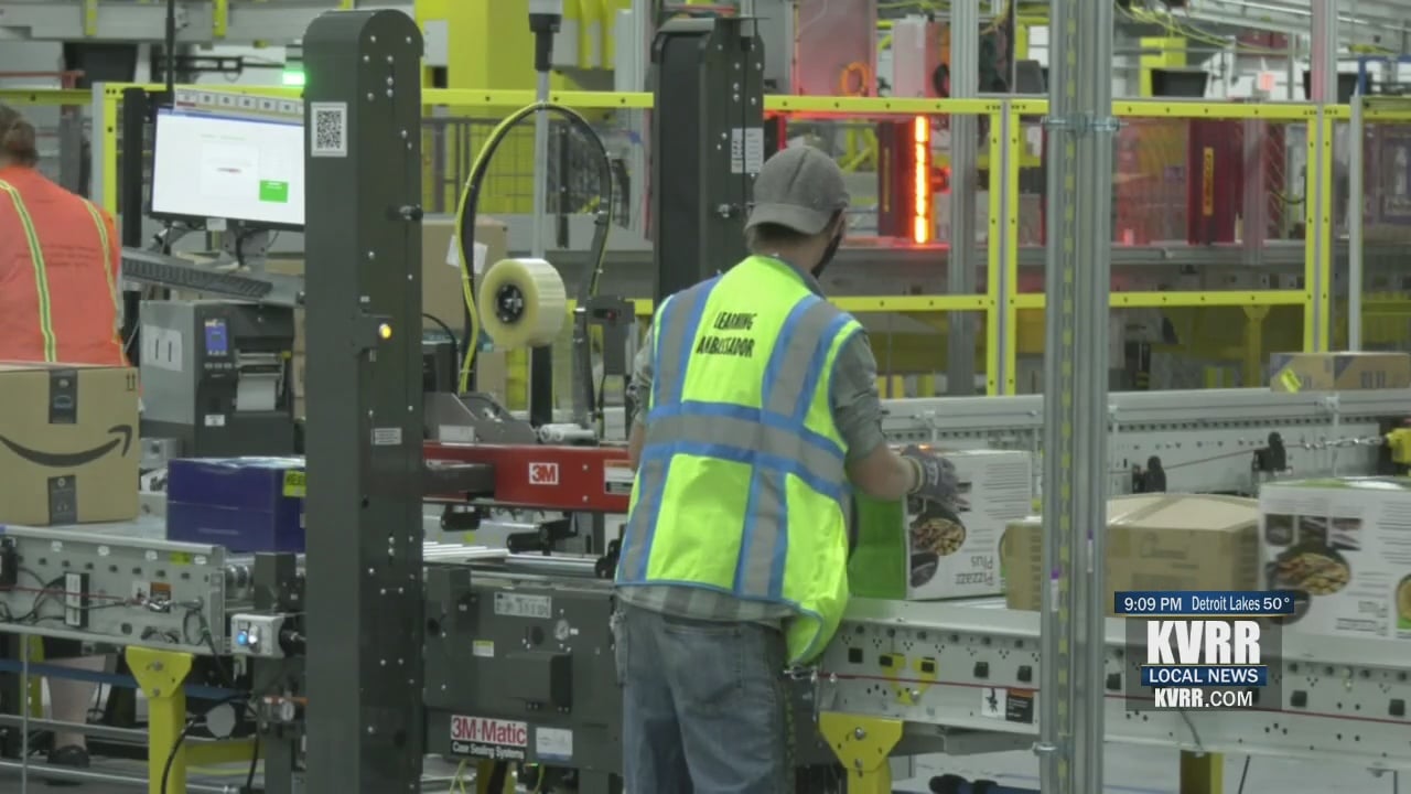 Fargo's Amazon fulfillment center hopes to fill 1,100 positions - KVRR ...