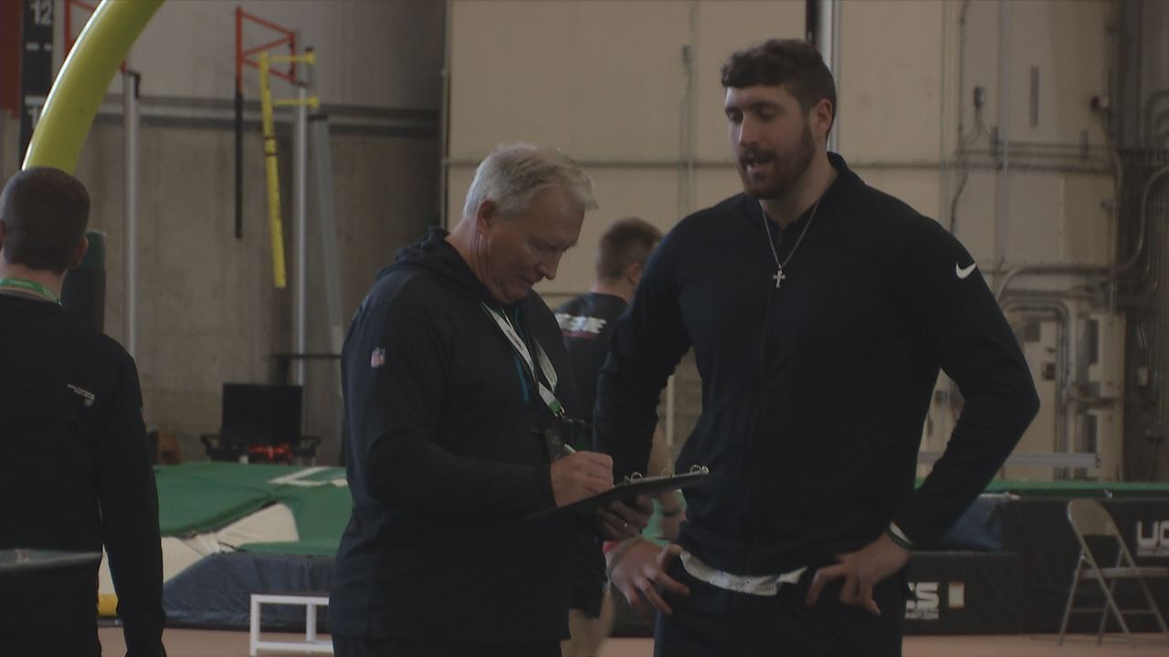 Waletzko Looking to be UND's First NFL Draft Pick Since 1999 - KVRR ...