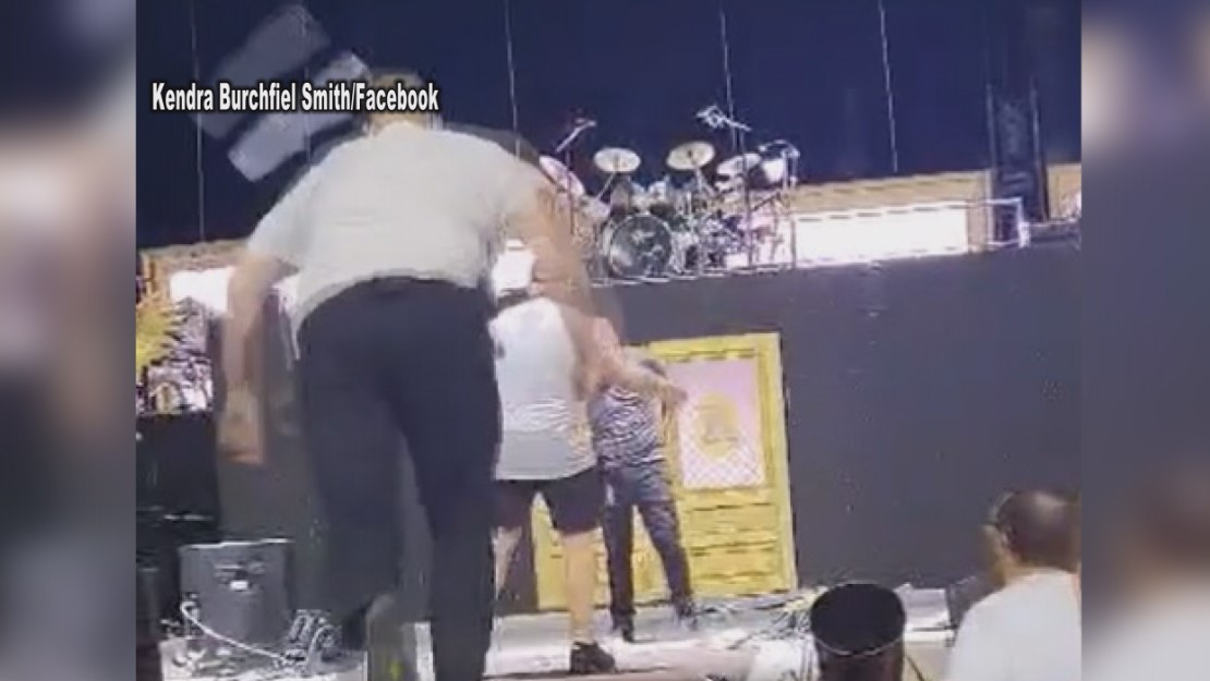 Kid Rock Fans Rage After Concert Is Canceled Friday Night Due To Storm ...
