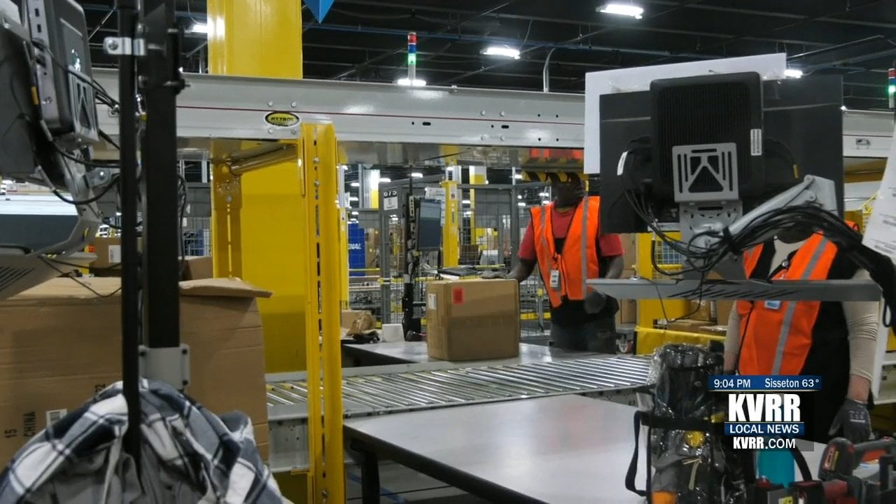 No talks of unionizing as Fargo Amazon center marks one year ...
