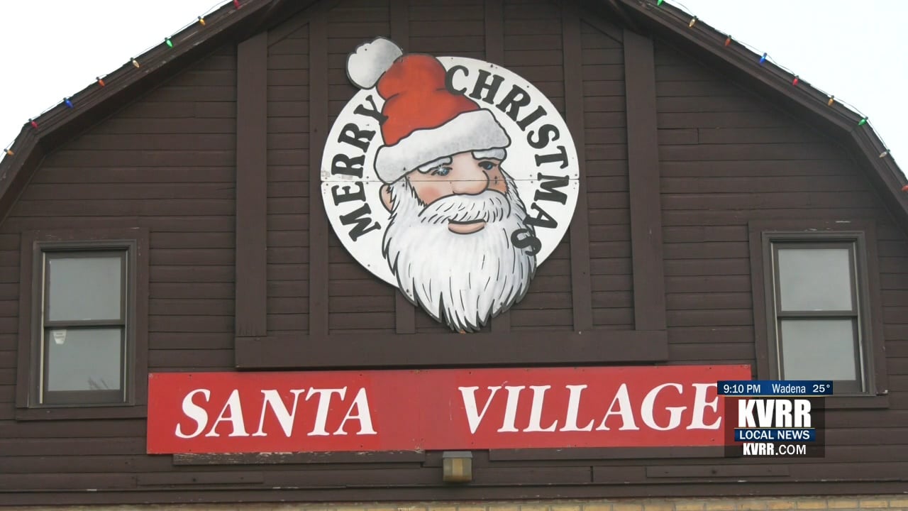 Santa Village kicks off at Rheault Farm - KVRR Local News