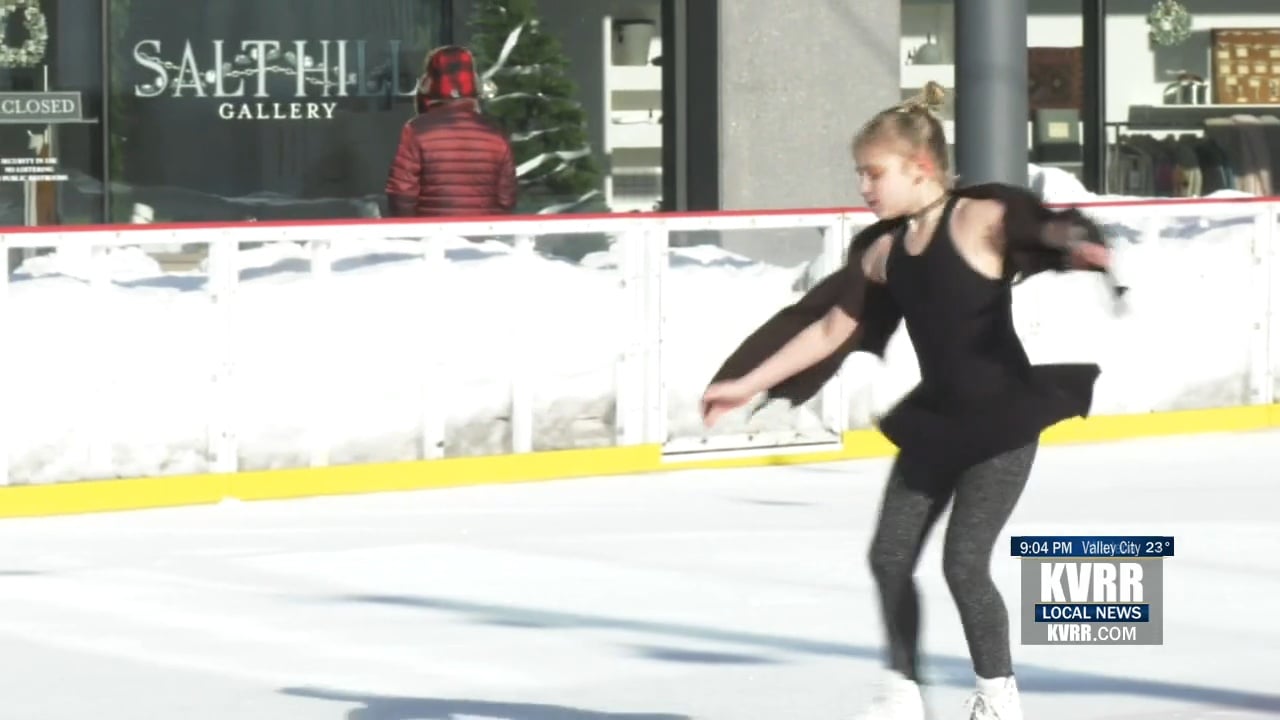 Dazzling Skaters Perform at Broadway Square - KVRR Local News