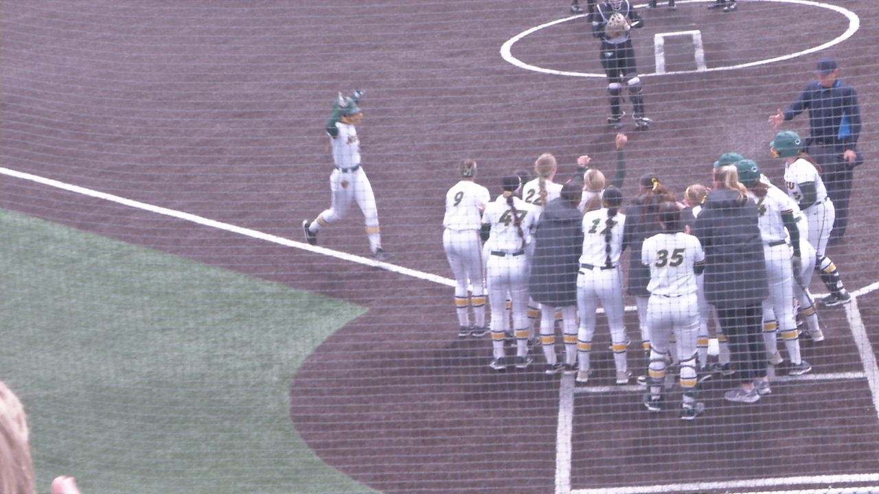 Bella Dean Leads NDSU Over UND; Bison Host Omaha Next - KVRR Local News