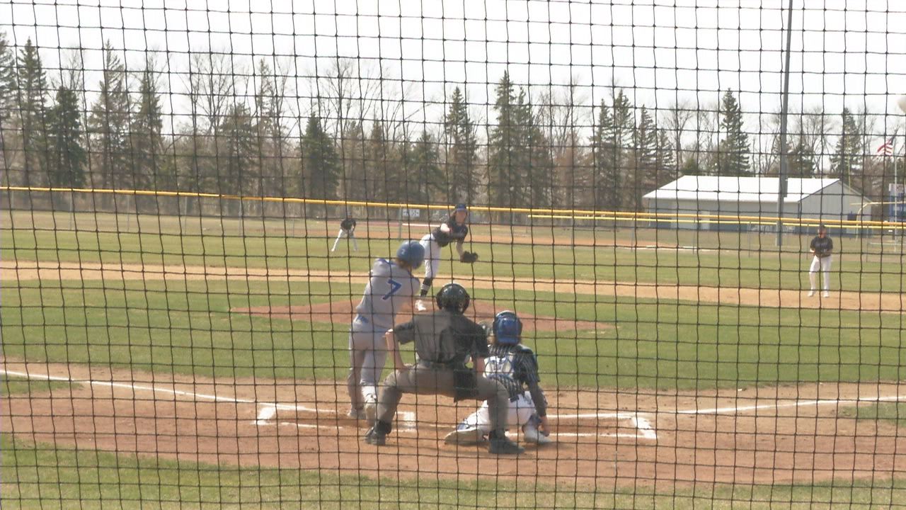 Burros Roll Thunder in 6 - KVRR Local News