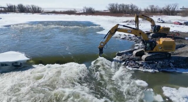 Corps of Engineers to Complete the Demolition of Drayton Dam This Week ...