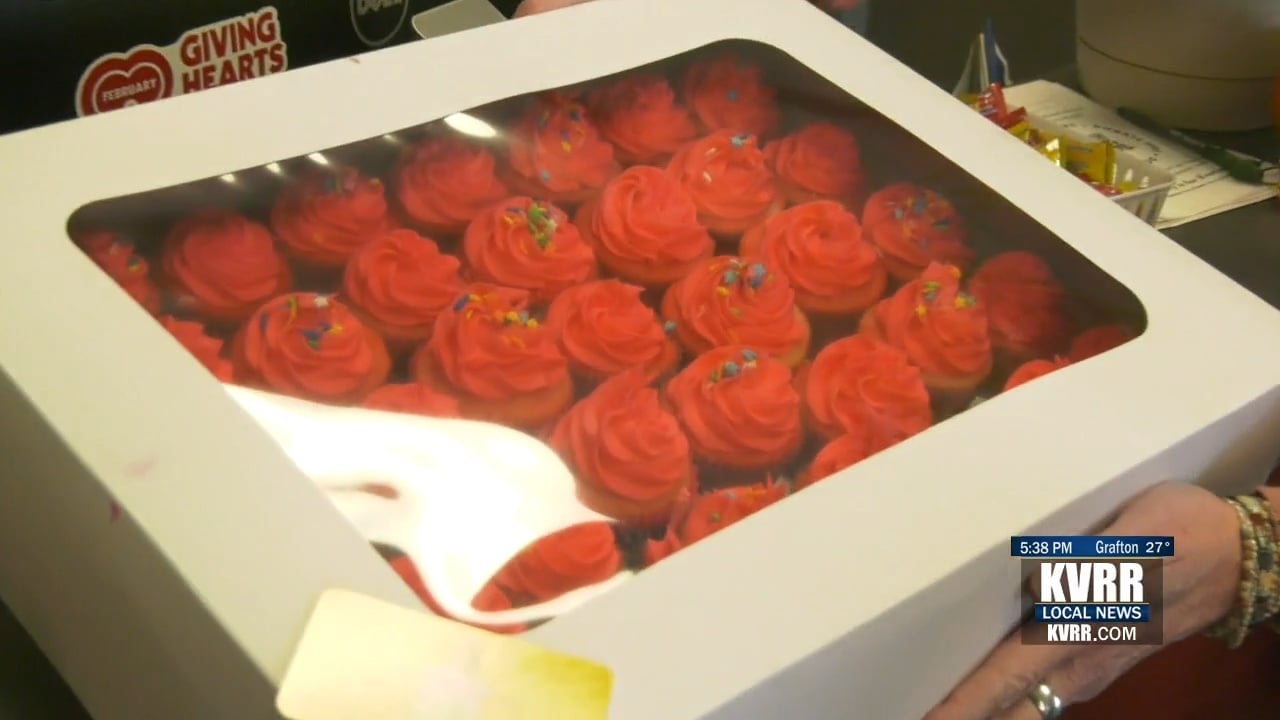 KVRR's Adam Ladwig delivers cupcakes to winner of his breast cancer ...